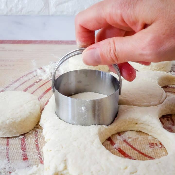 Easy Homemade Biscuits - Ranch Style Kitchen